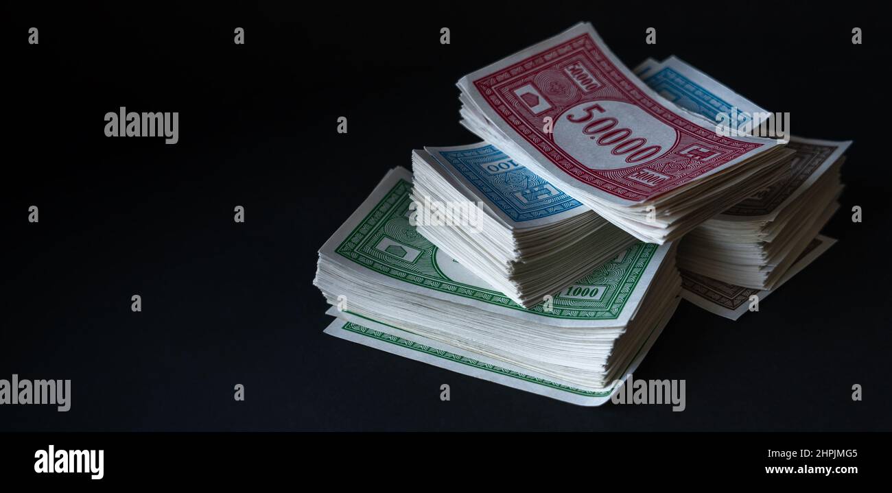 Stack of fake banknotes Stock Photo - Alamy