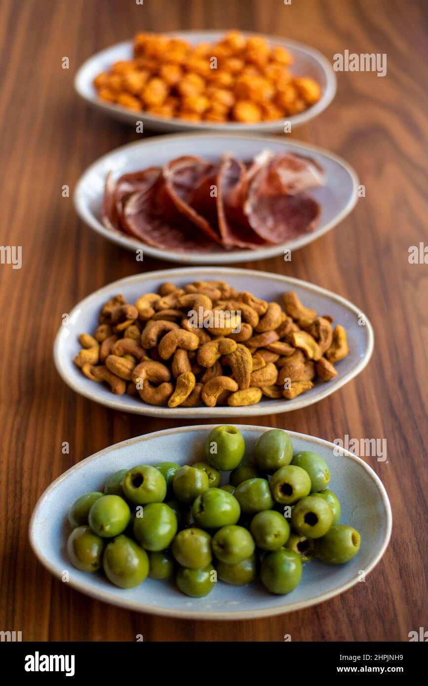 Food between meals hi-res stock photography and images - Alamy