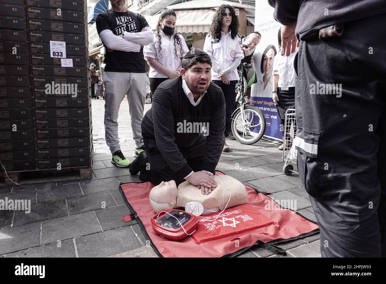 Jerusalem, Israel. 22nd Feb, 2022. Paramedics of Magen David Adom ...