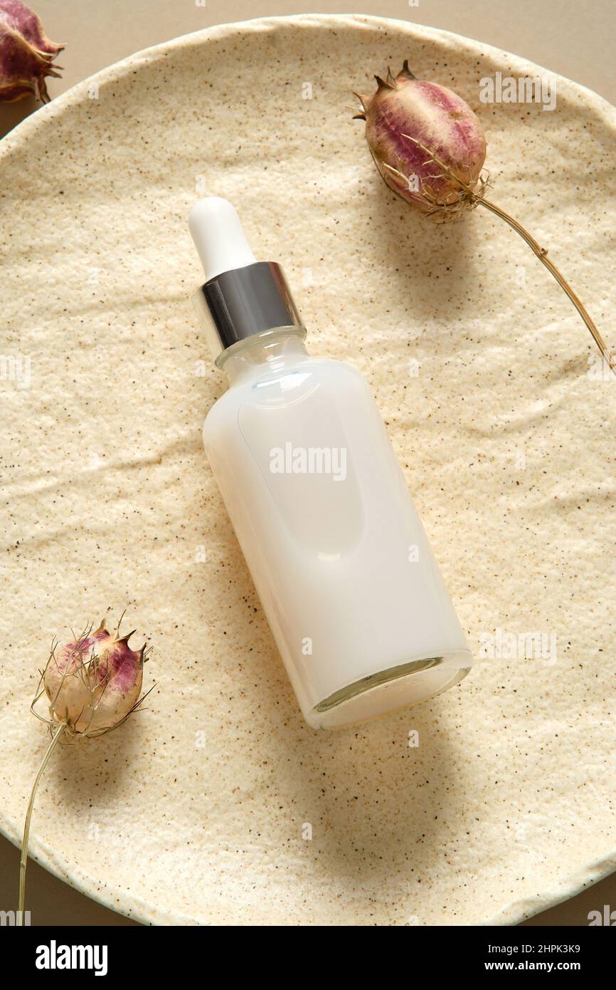 Minimal organic lotion serum hi-res stock photography and images - Alamy