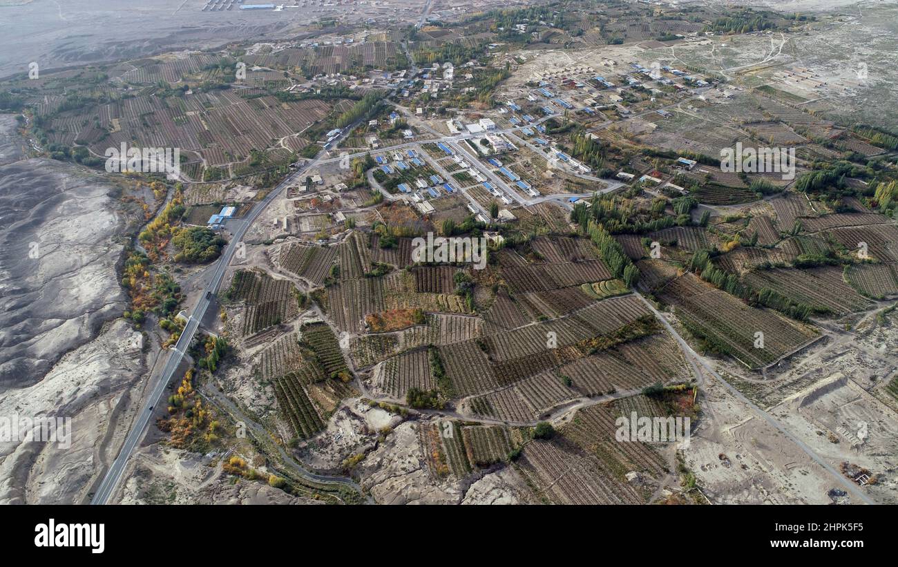 The oasis in xinjiang hami: run Stock Photo - Alamy