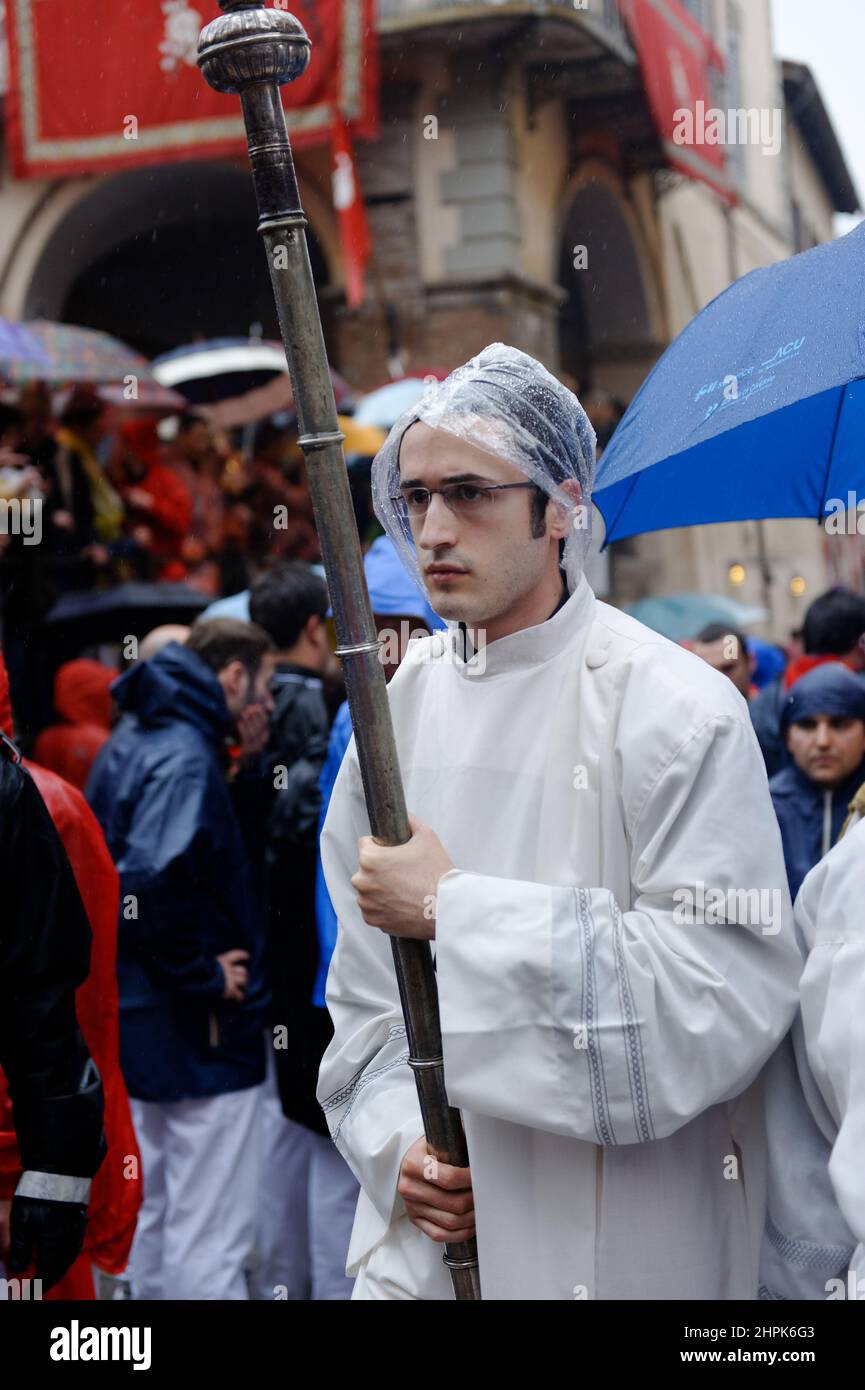 Umbria,Gubbio, Festa dei Ceri, Sant'Ubaldo Stock Photo - Alamy
