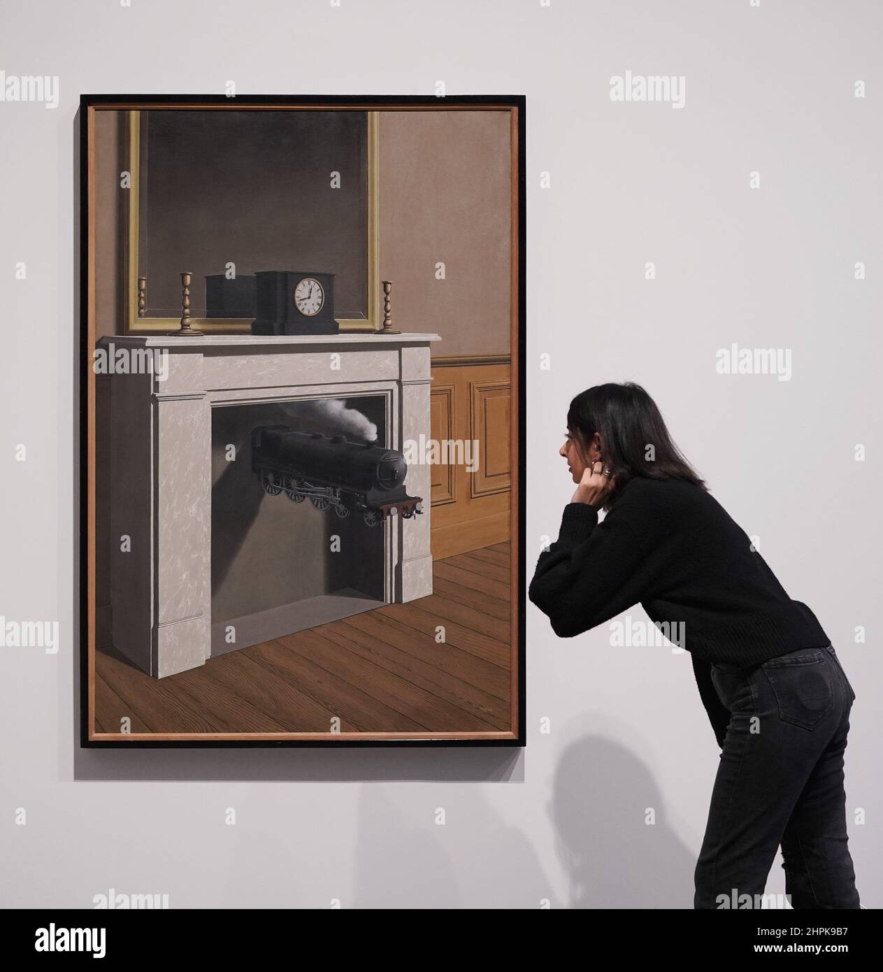 Transfixed hi-res stock photography and images - Alamy