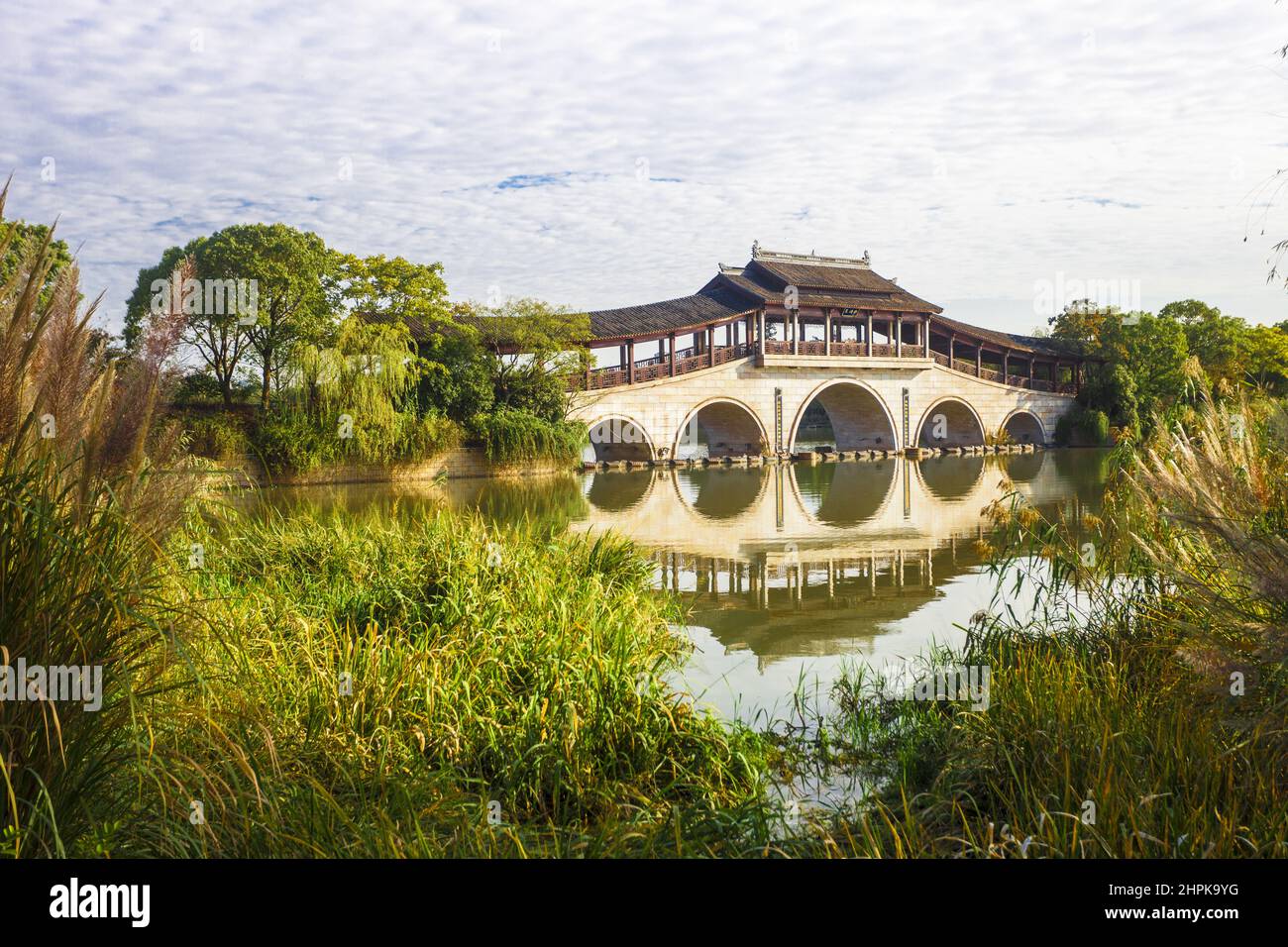 Classic bridges hi-res stock photography and images - Alamy