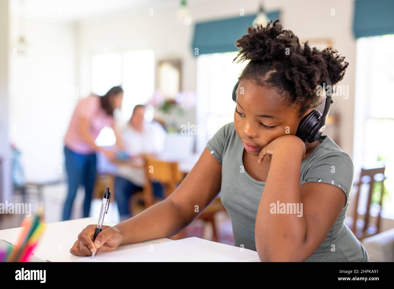 School and family hi-res stock photography and images - Alamy