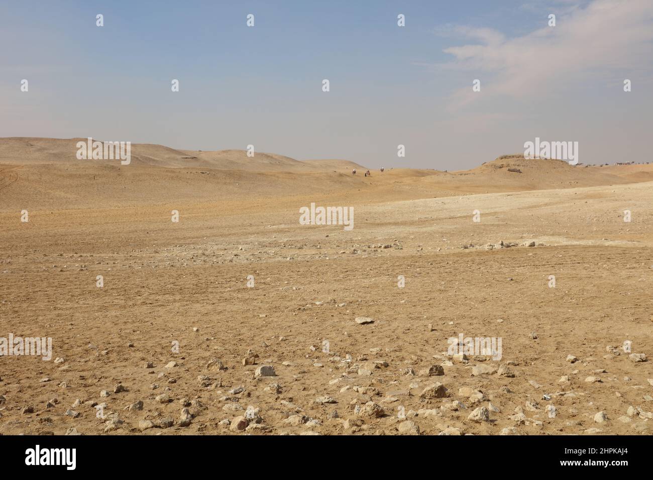 The giza pyramids desert Stock Photo - Alamy