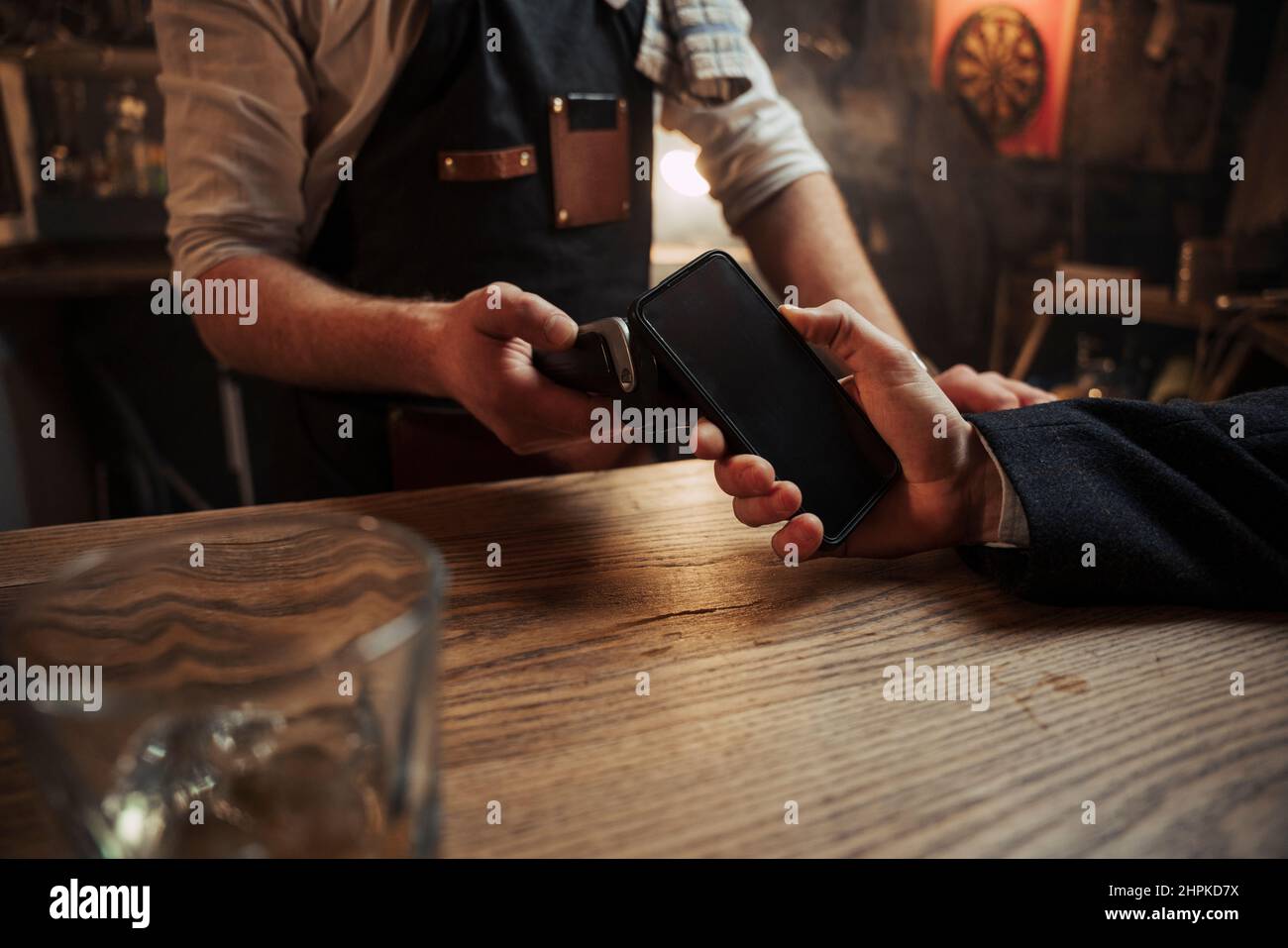 Tapping card hi-res stock photography and images - Alamy