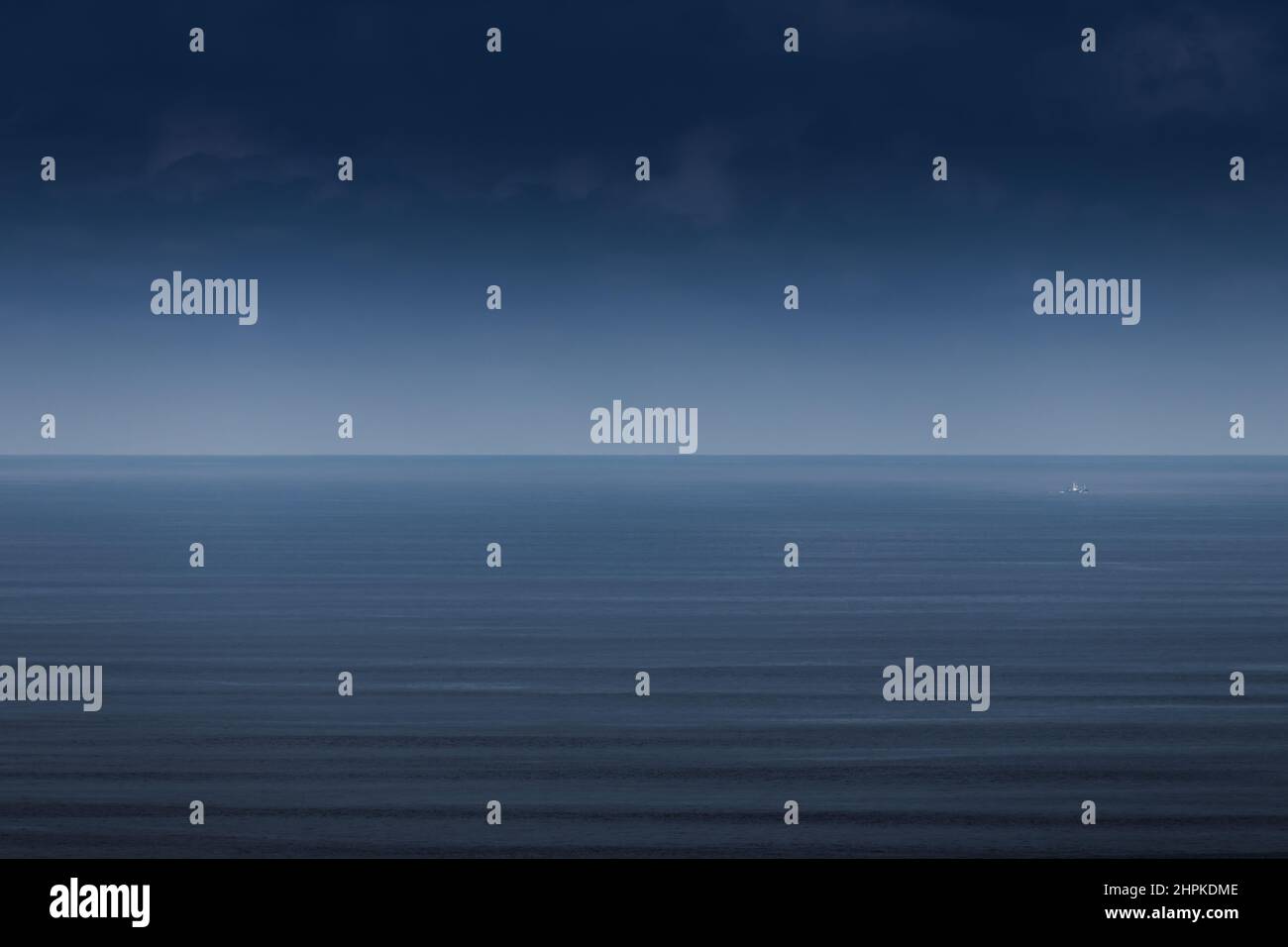 Minimalism art hi-res stock photography and images - Alamy