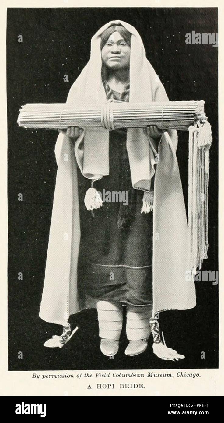 Native american bride hi-res stock photography and images - Alamy