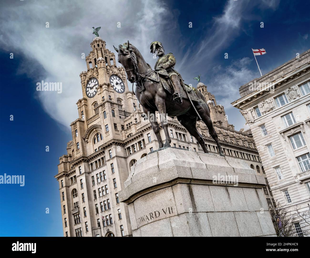 The Liver Building, Liverpool, with statue of Edward VII in the ...