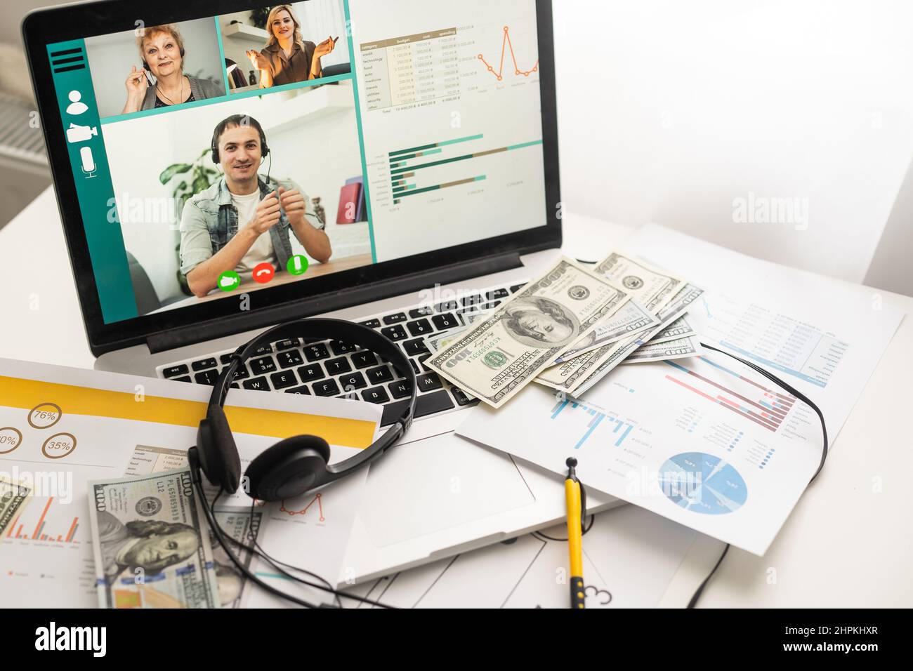 Online meeting workplace via Teleconference Web Video Conference Call ...