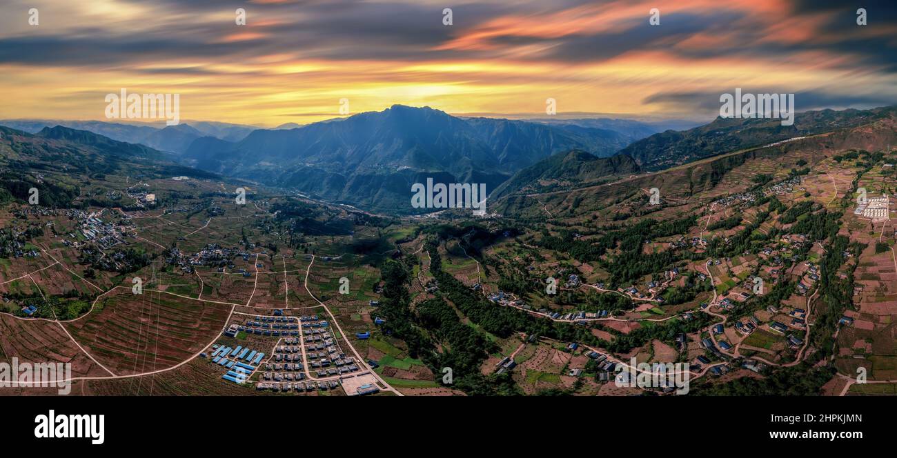Meigu hi-res stock photography and images - Alamy