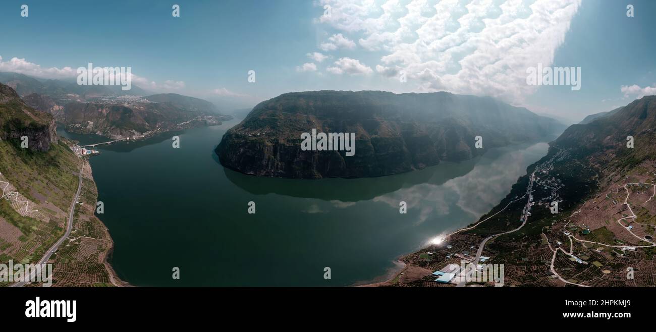 The jinsha river hi-res stock photography and images - Alamy