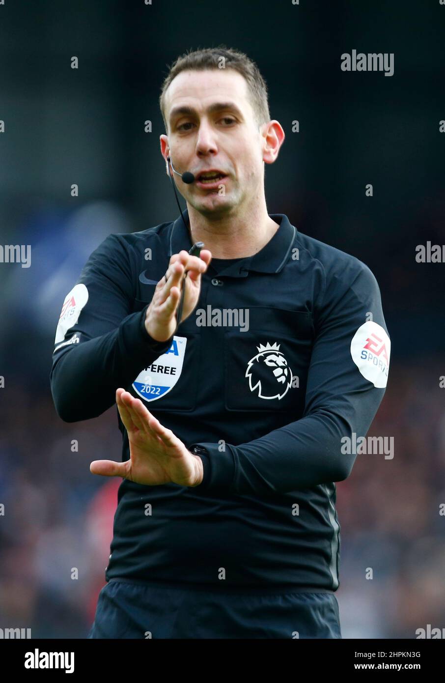 LONDON, United Kingdom, FEBRUARY 19: Referee David Coote during Premier ...