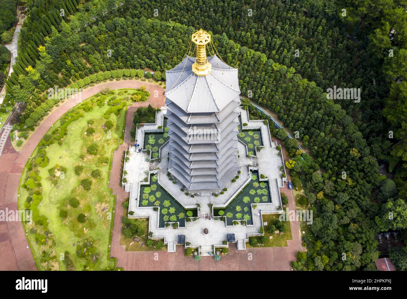 Cloud gate temple hi-res stock photography and images - Alamy