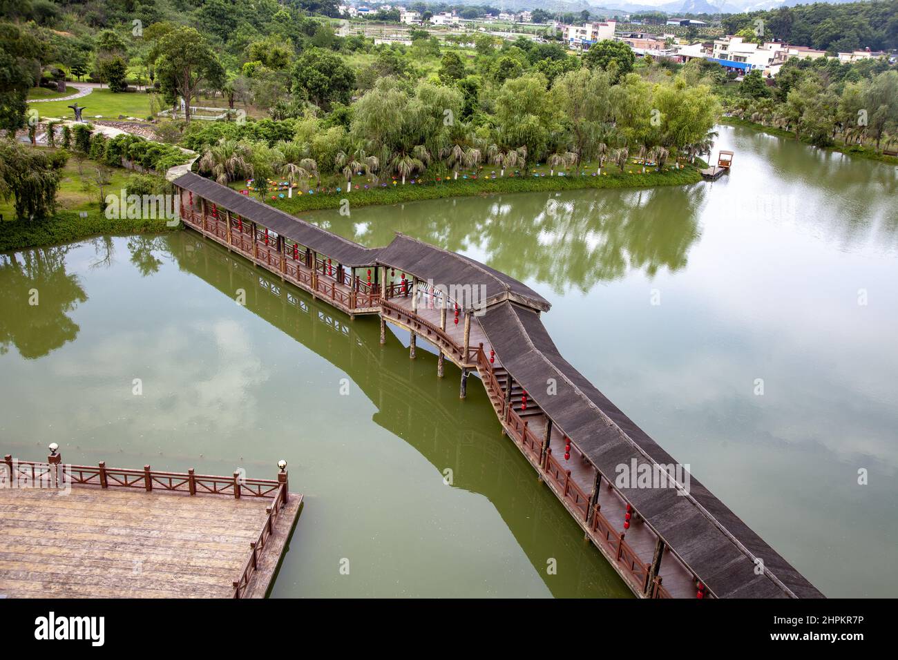 Shaoguan ruyuan palace international tourist resort corridor channel ...