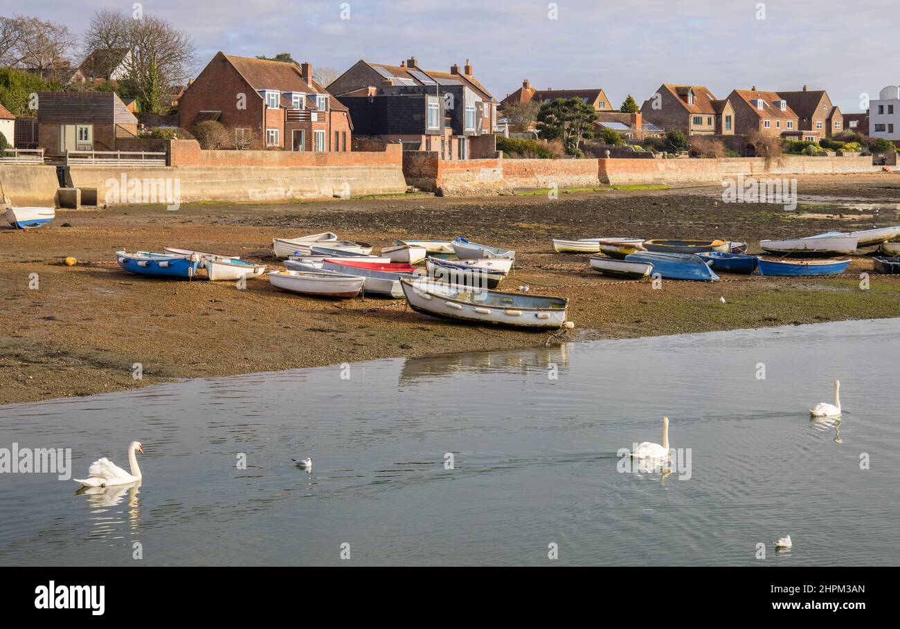 the small coastal town of emsworth on the hampshire coast Stock Photo ...