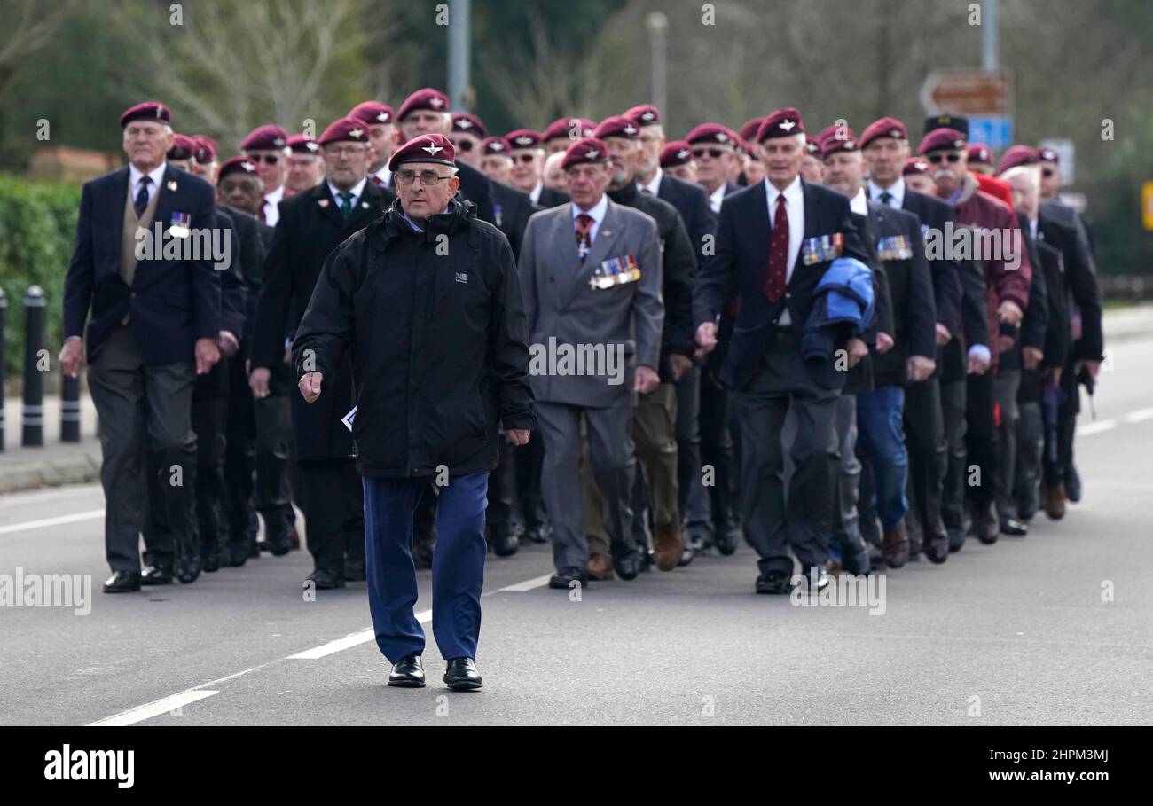 Veterans from the Parachute Regiment parade along Queen's Avenue in ...