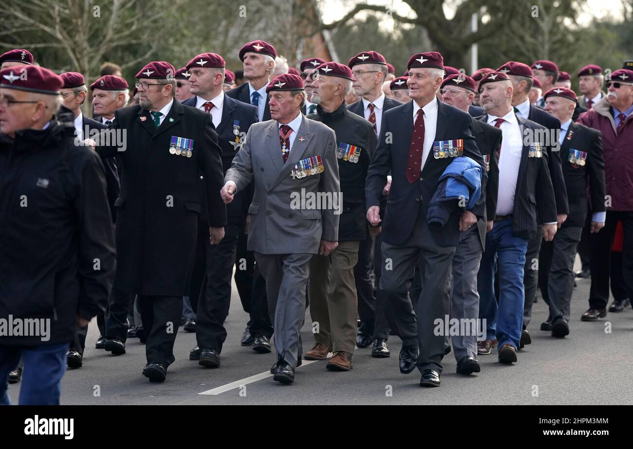 Veterans from the Parachute Regiment parade along Queen's Avenue in ...