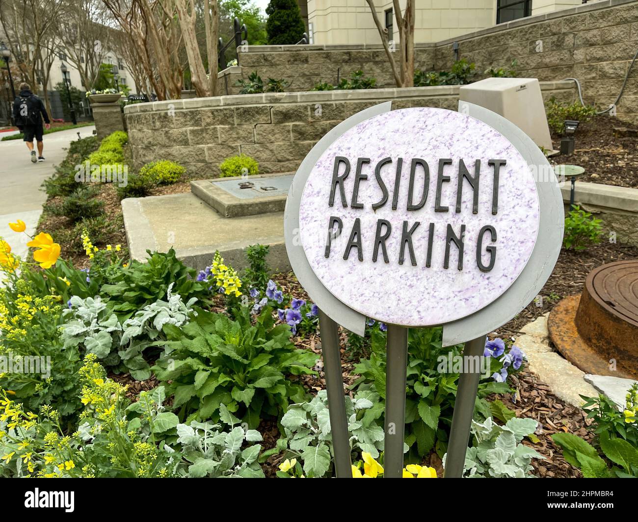Resident parking sign hi-res stock photography and images - Alamy