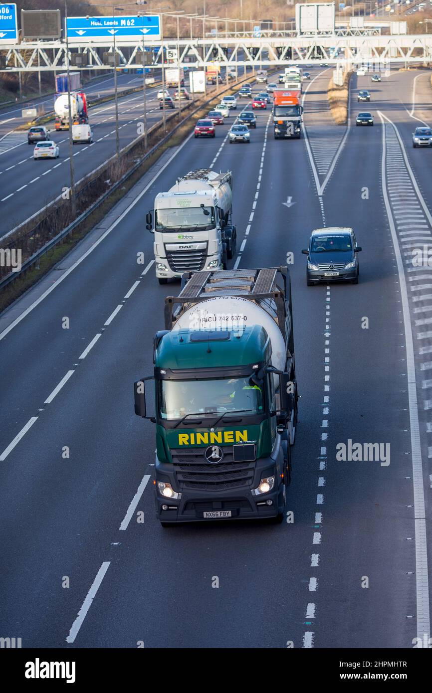 Motorway leeds hull hi-res stock photography and images - Alamy