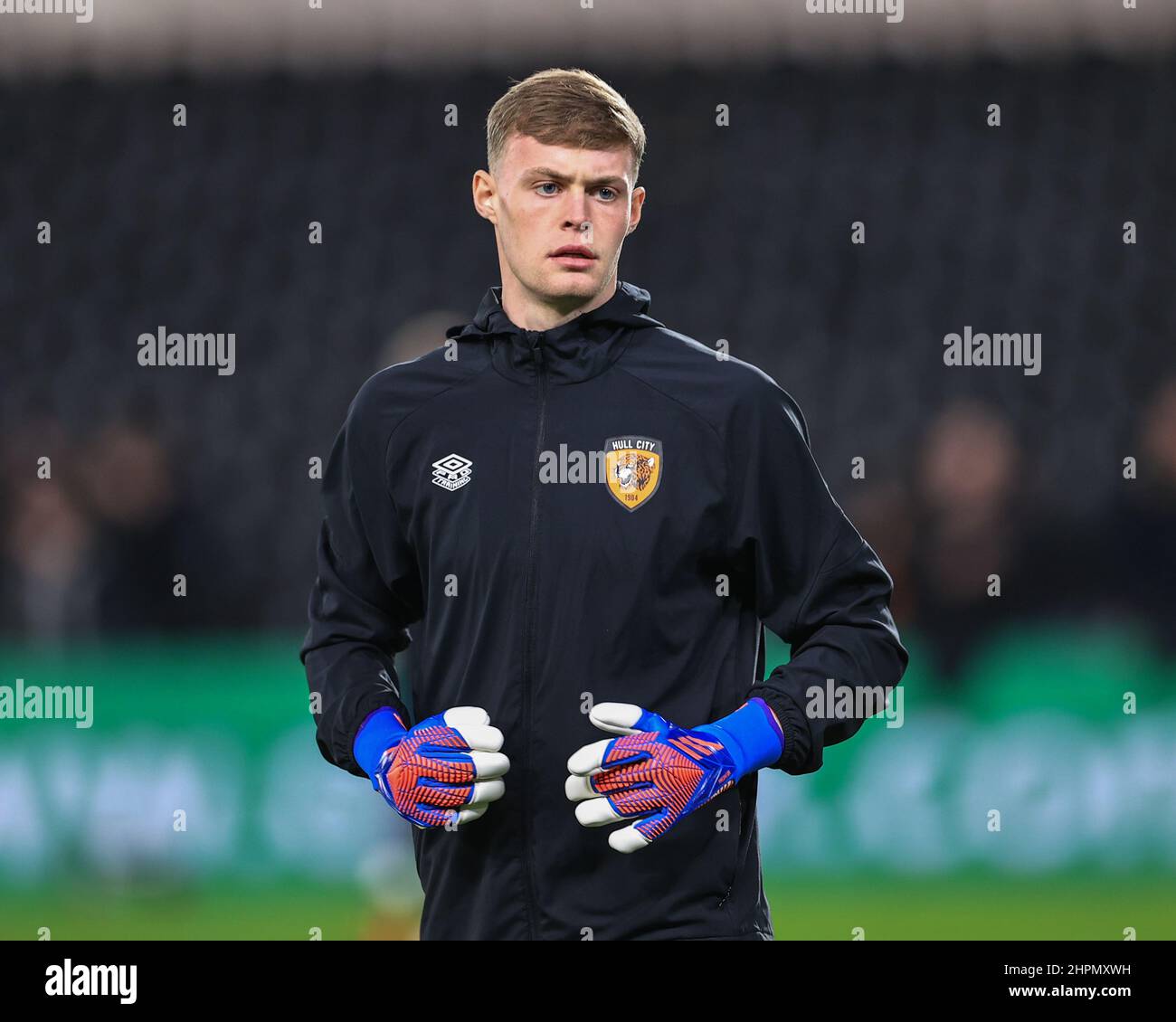 Harvey Cartwright #32 of Hull City during the pre-game warmup Stock ...