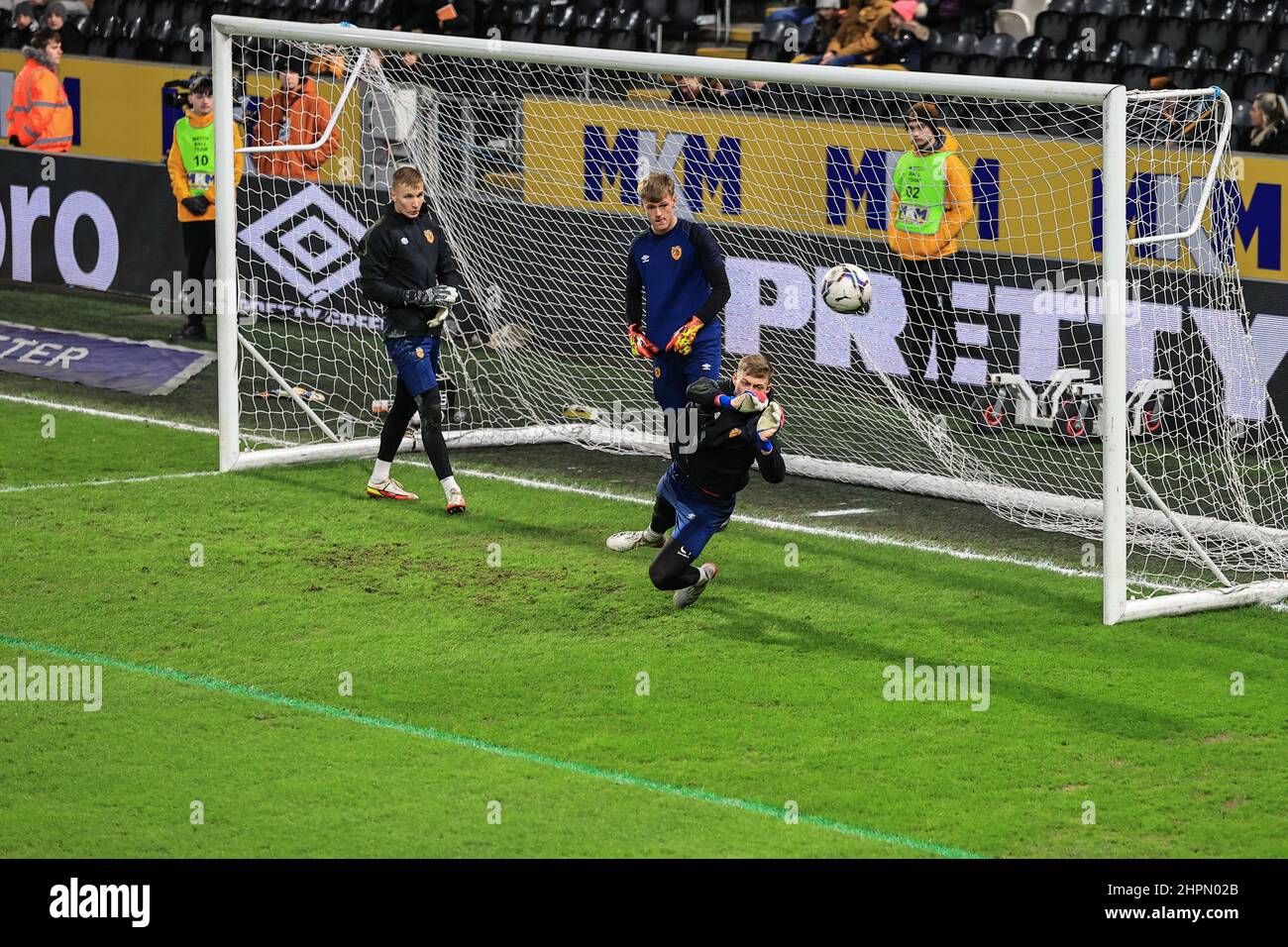 Harvey Cartwright #32 of Hull City during the pre-game warmup Stock ...