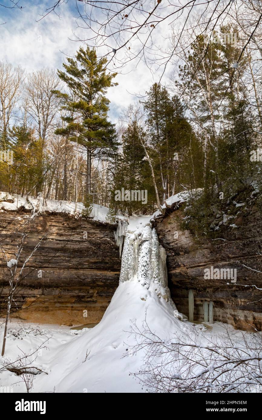Munising, Michigan - Munising Falls in winter in Pictured Rocks ...