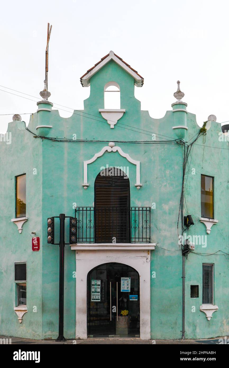 Colonial building, downtown Merida, Mexico Stock Photo - Alamy