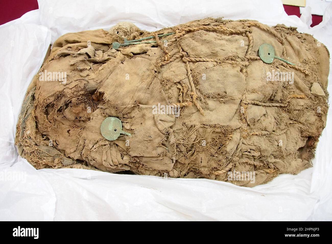 Mummy bundle peru hi-res stock photography and images - Alamy