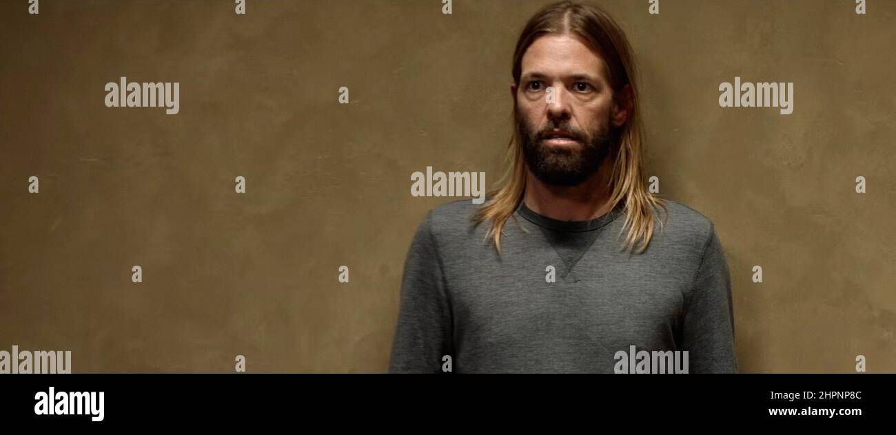 STUDIO 666, Taylor Hawkins, 2022. © Open Road Films /Courtesy Everett ...