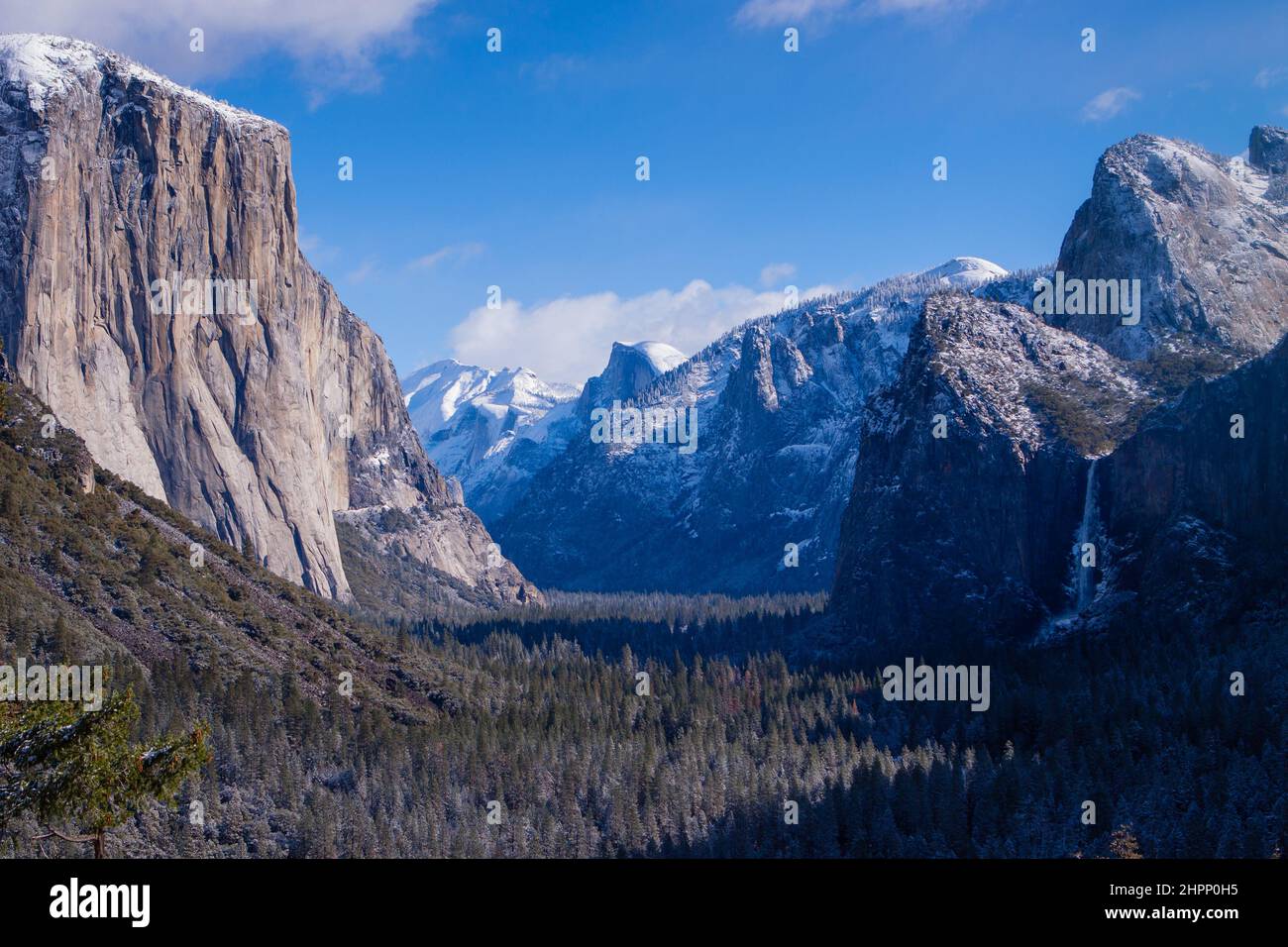 El Capitan and Bridalveil Fall from Yosemite National Park Tunnel view ...