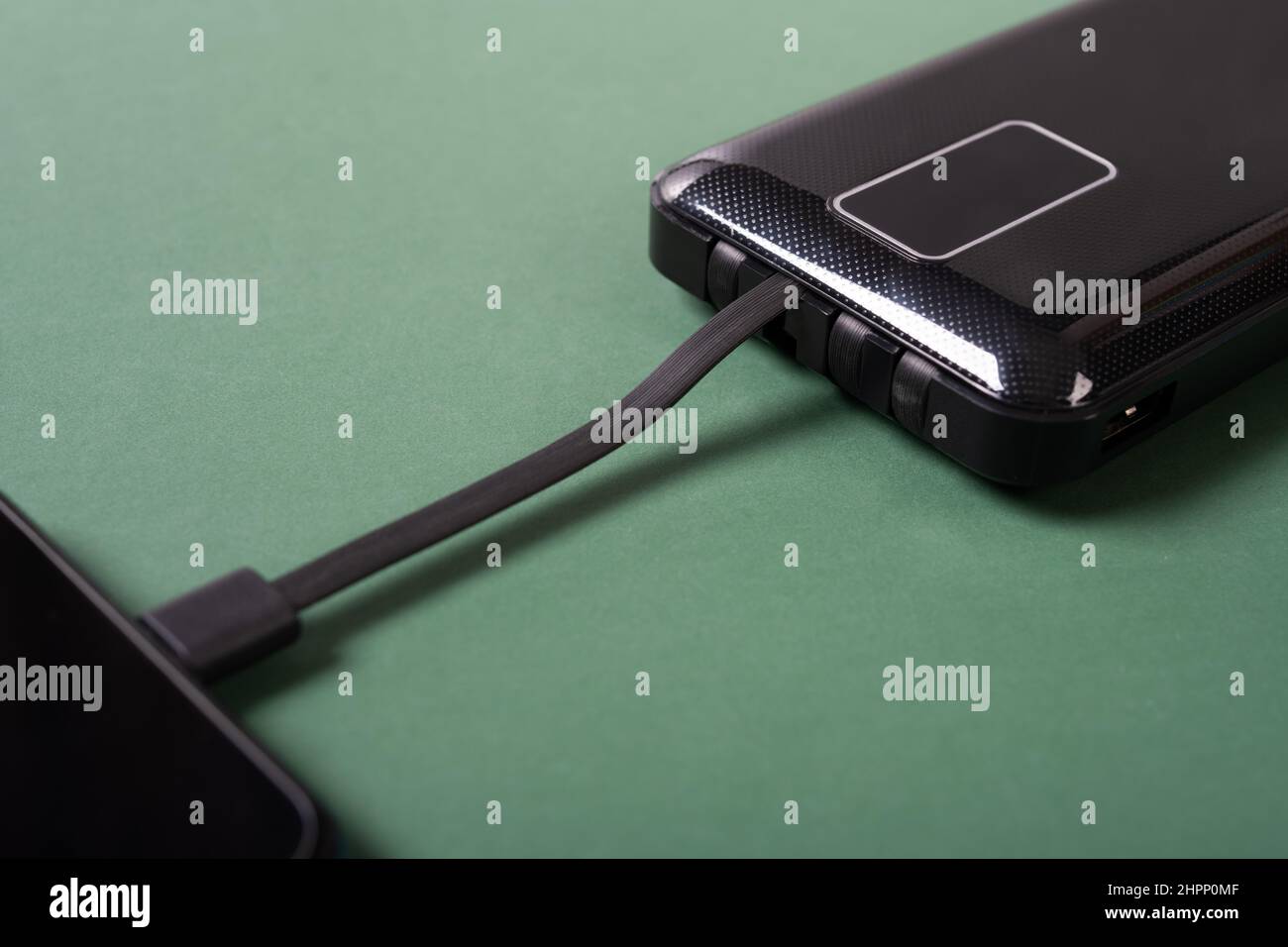 portable power bank charging a smart phone Stock Photo - Alamy
