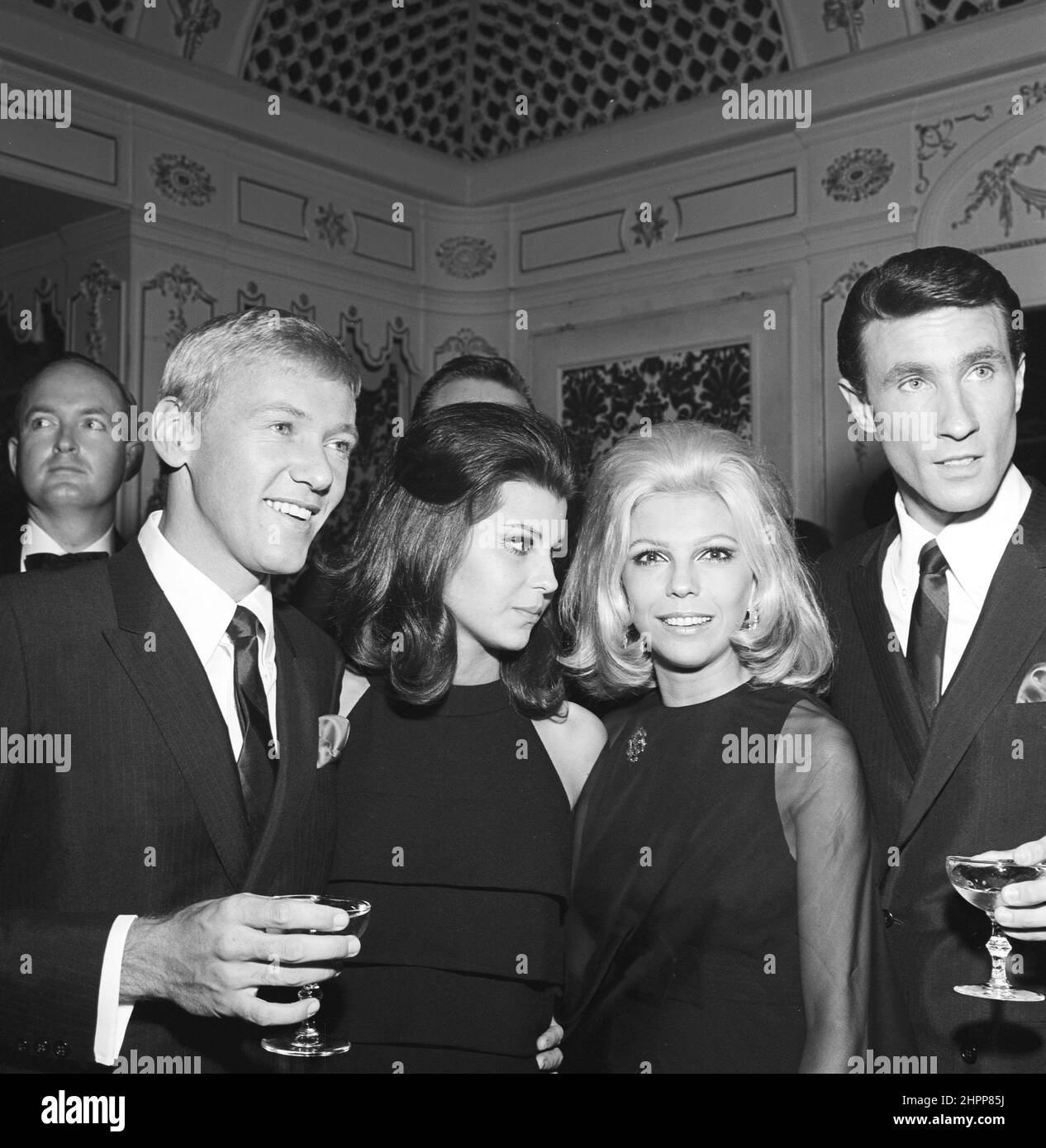 The Righteous Brothers The Righteous Brothers with Tina Sinatra and ...