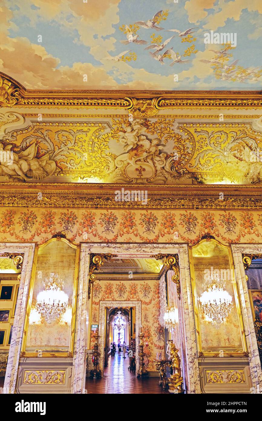 Palazzo doria pamphilj rome italy gallery art artists corridor h hi-res ...