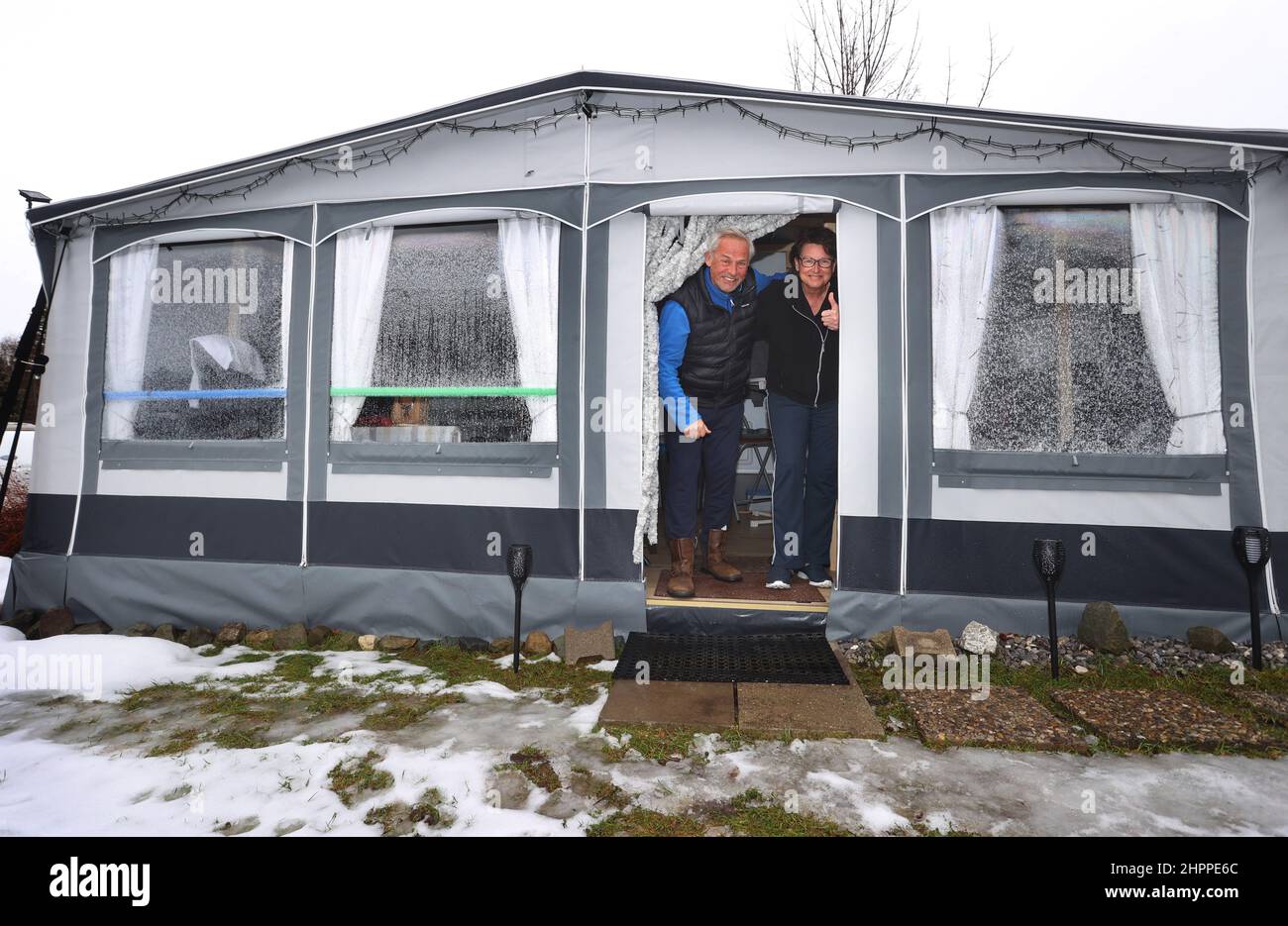 Wertach, Germany. 15th Feb, 2022. Peter and Ingrid Ziemann are standing ...