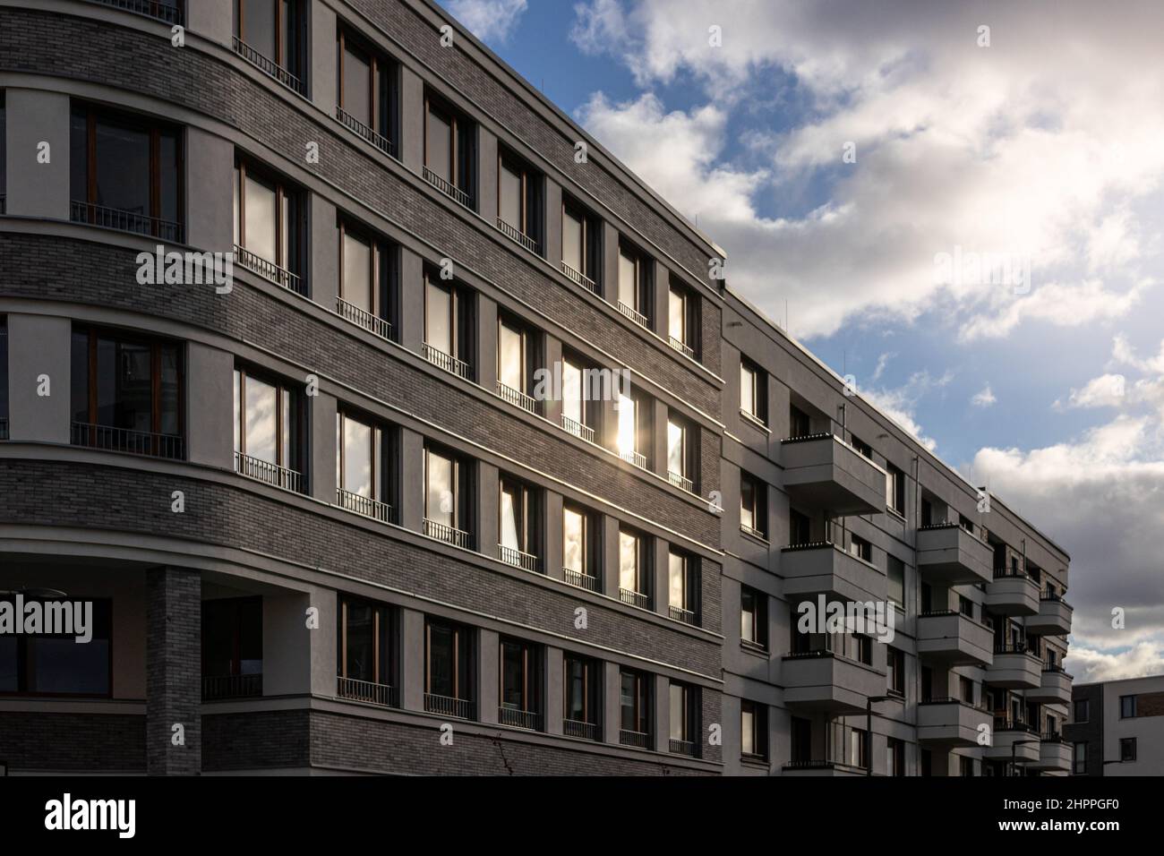 Modern facade, sun reflected in the windows, in Heidelberg Stock Photo ...