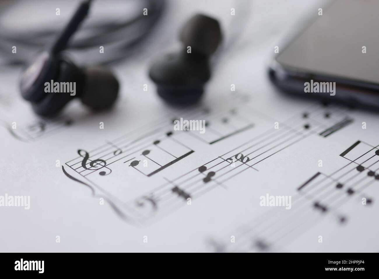 Ear music notes symbol hi-res stock photography and images - Alamy