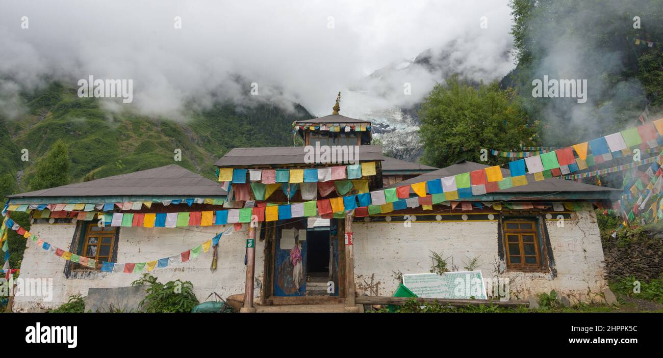 The lianhua hi-res stock photography and images - Alamy