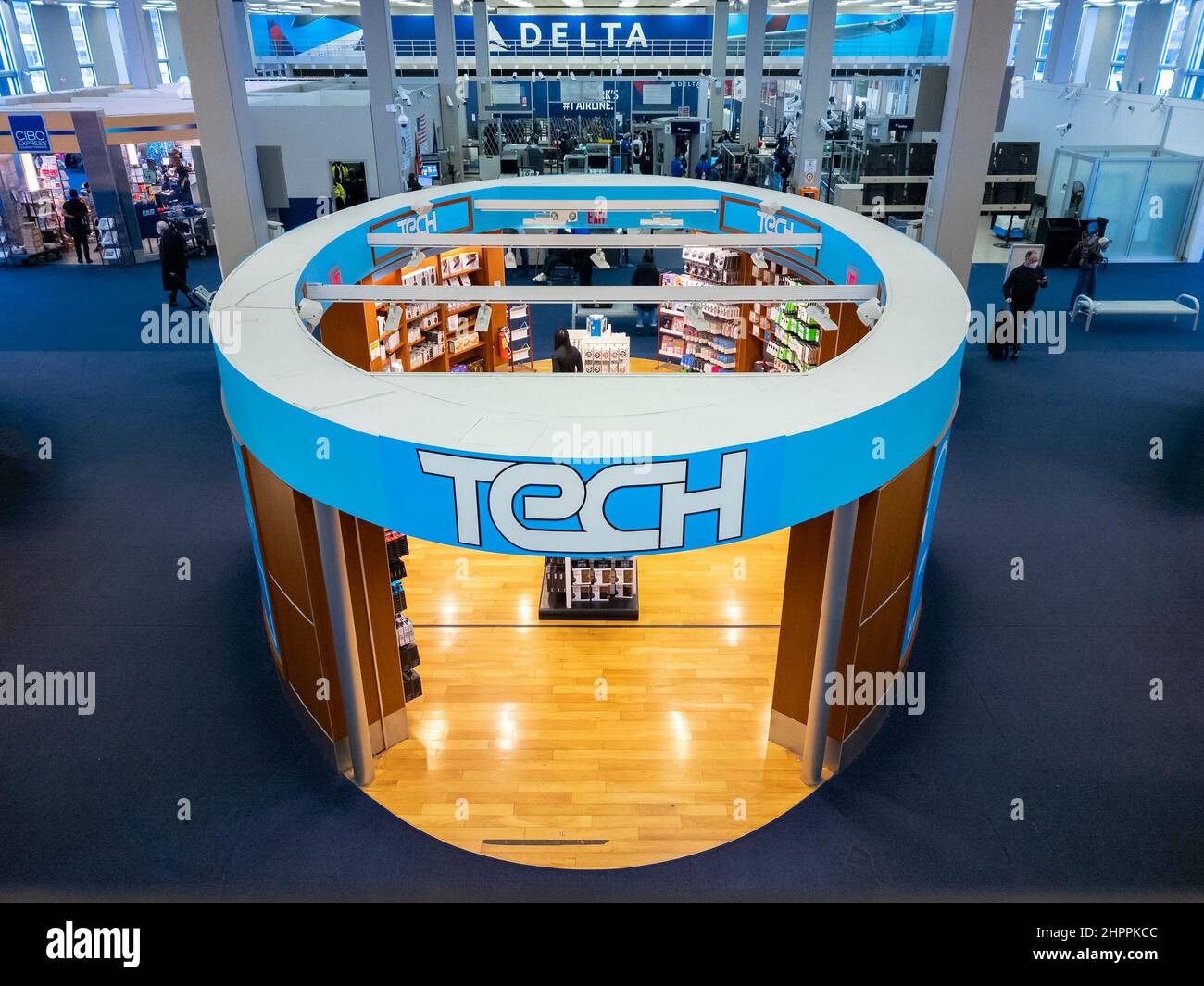 Store design interior signage hi-res stock photography and images - Alamy