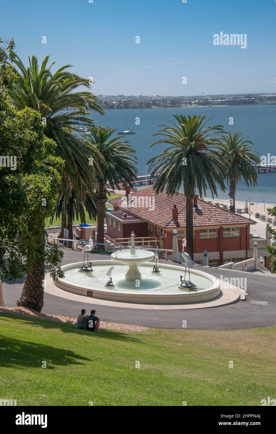 Beach House pavilion and fountain at Eastern Beach Reserve, Geelong ...
