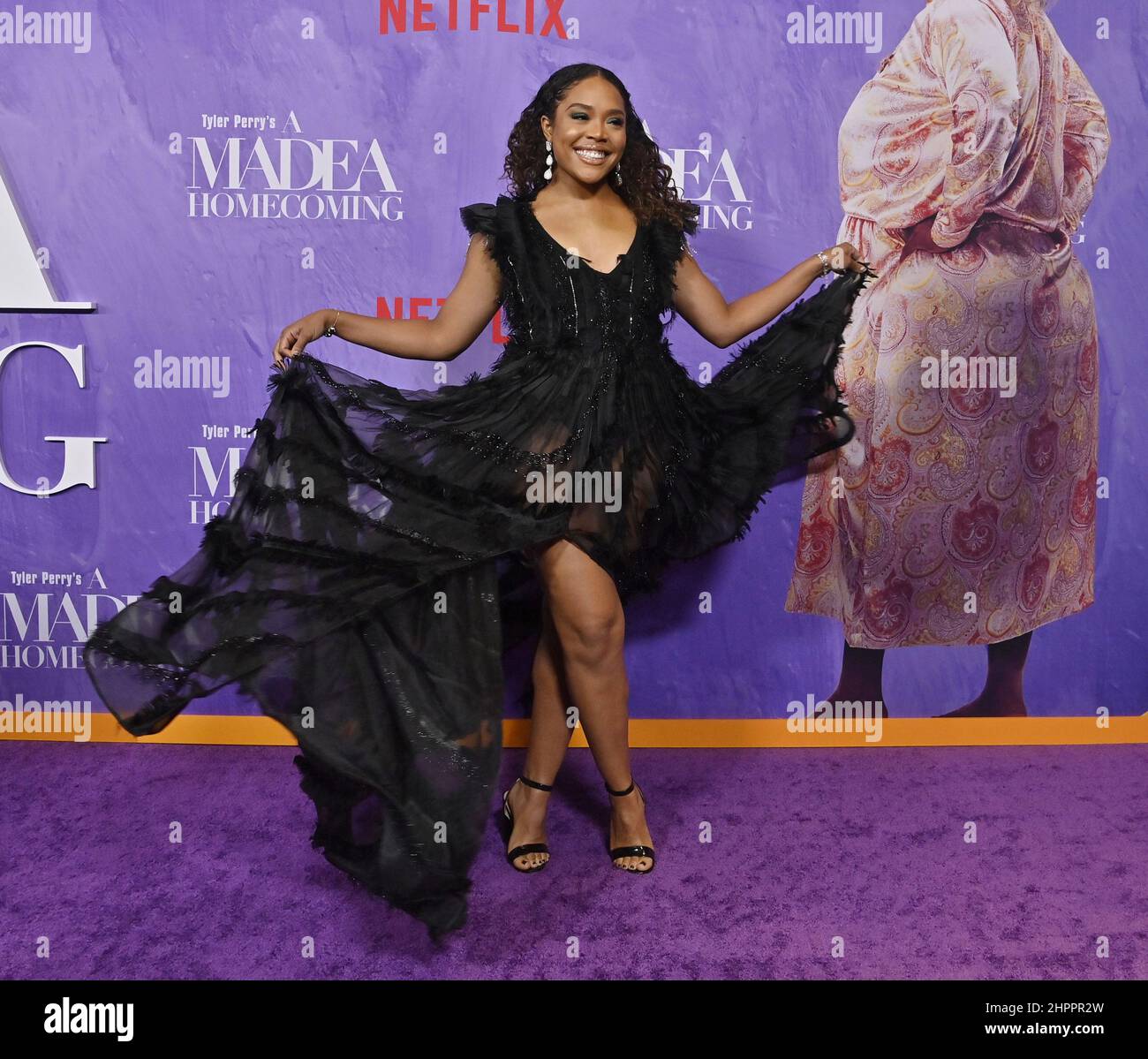 Los Angeles, United States. 23rd Feb, 2022. Cast member Candace Maxwell ...