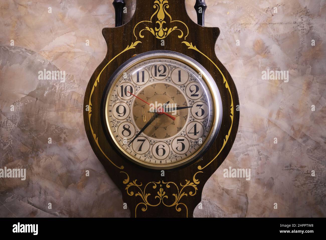 Old dusty clock hi-res stock photography and images - Alamy