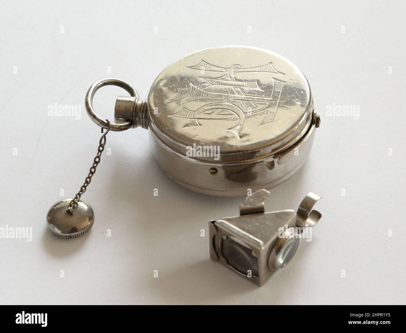 Vintage spy camera hi-res stock photography and images - Alamy