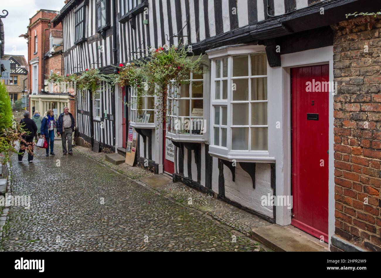 Street scene, in the historic Church Lane, Ledbury, Herefordshire, UK ...