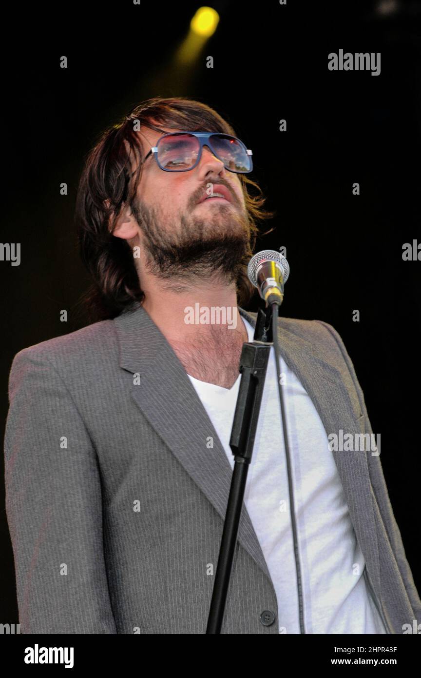 Conor Deasy - The Thrills, V2004, Hylands Park, Chelmsford, Essex ...