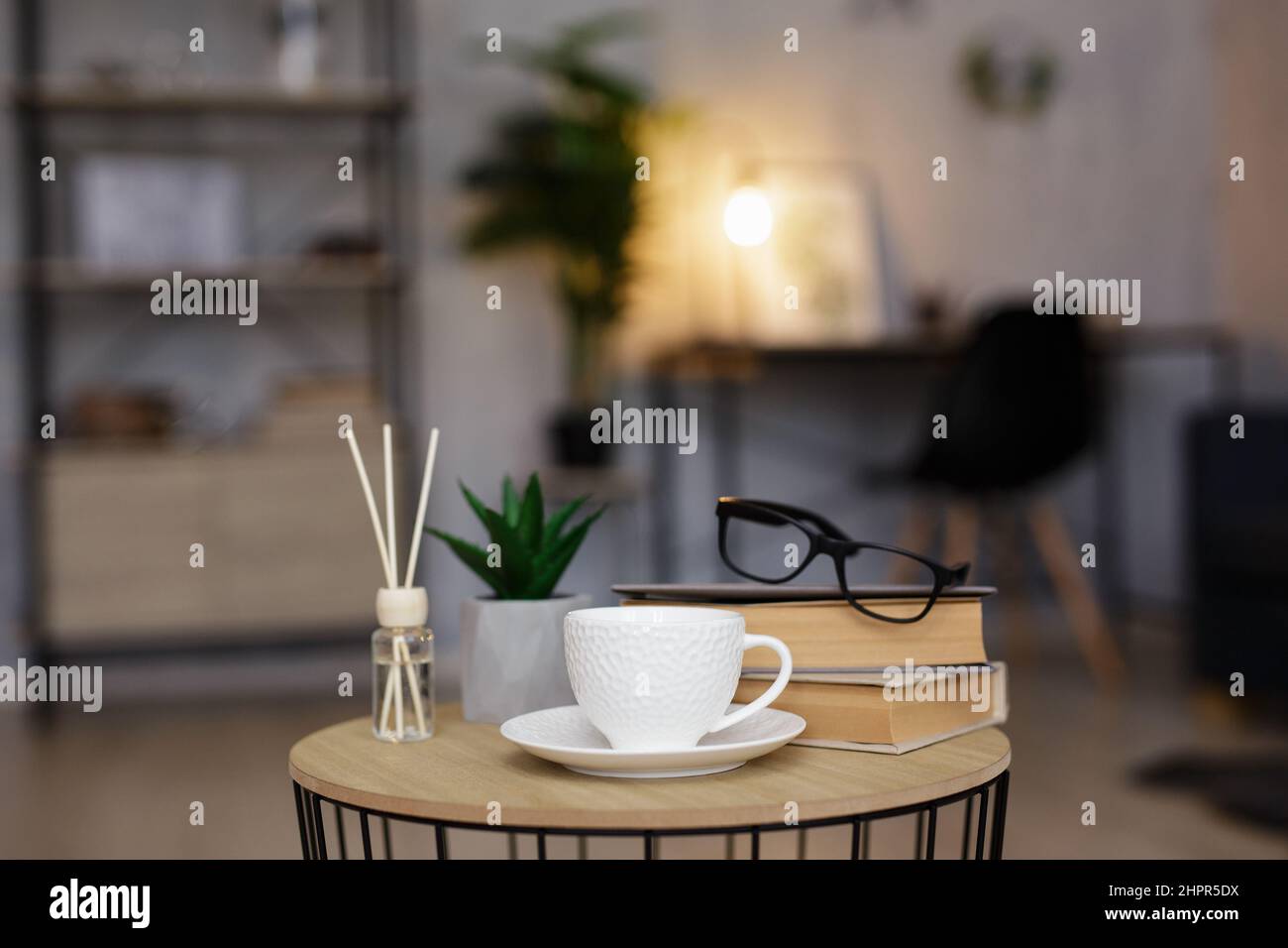 Reed books hi-res stock photography and images - Alamy