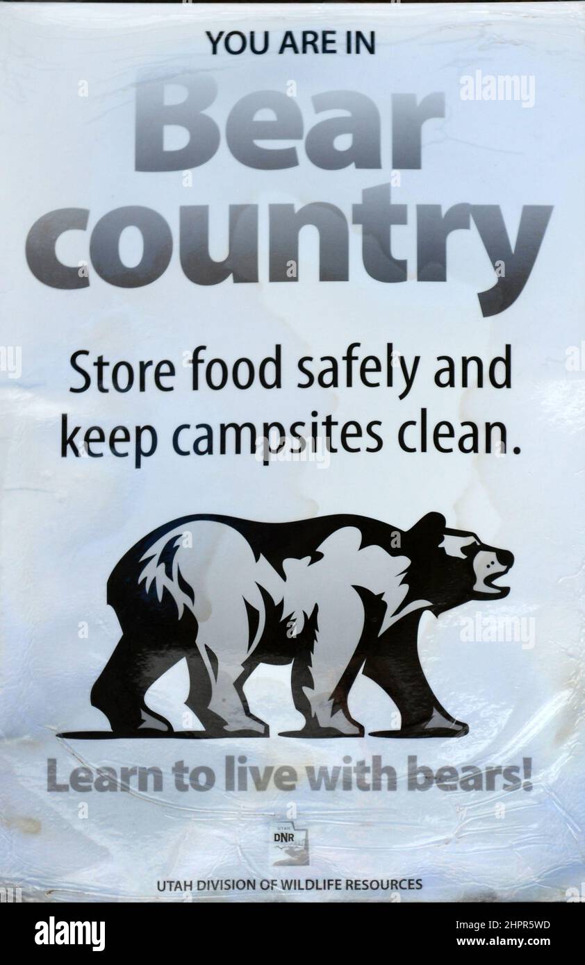 Bear country sign hi-res stock photography and images - Alamy