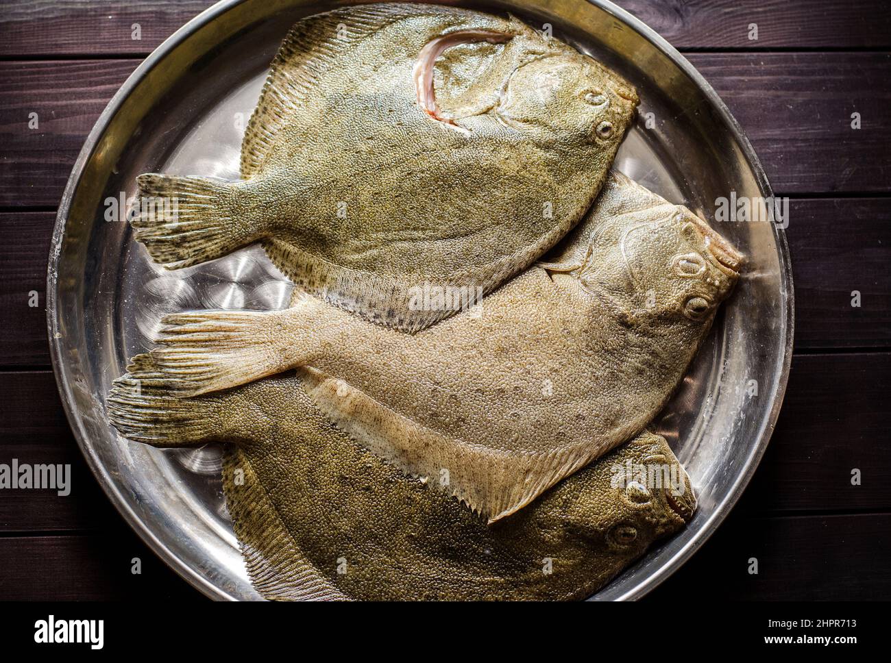Fish whole cooking hi-res stock photography and images - Alamy