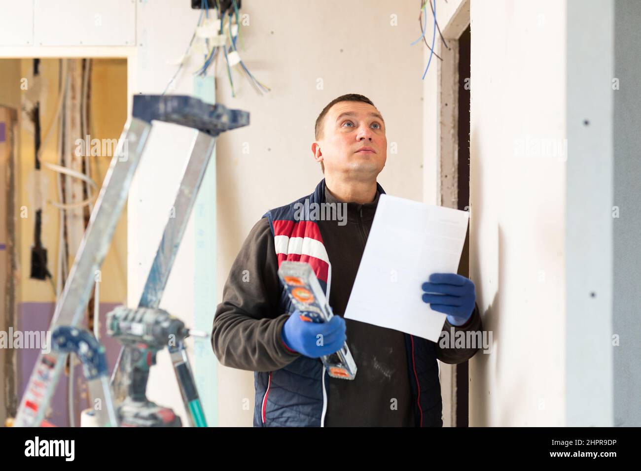 Documentation maintenance hi-res stock photography and images - Alamy